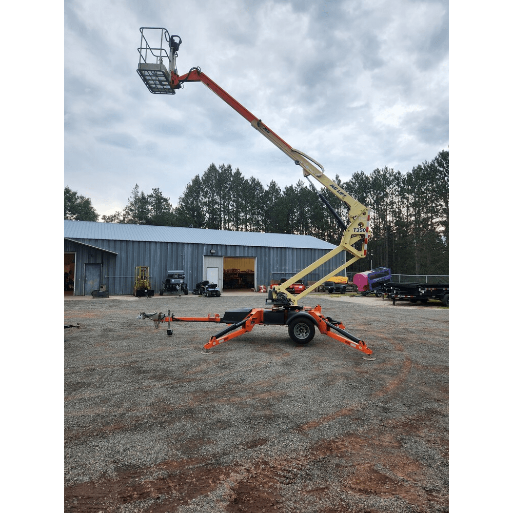 34ft jlg towable lift