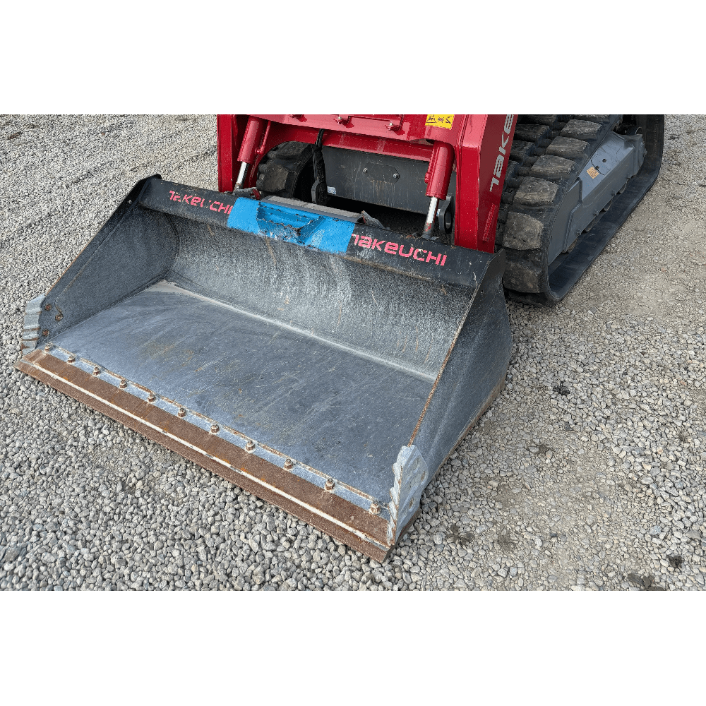 66” TL8 Bucket- With Replaceable Cutting Edge