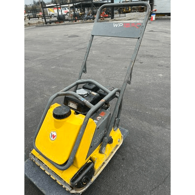 Compactor, vibratory plate w/water drip bar (Wacker-Neuson)